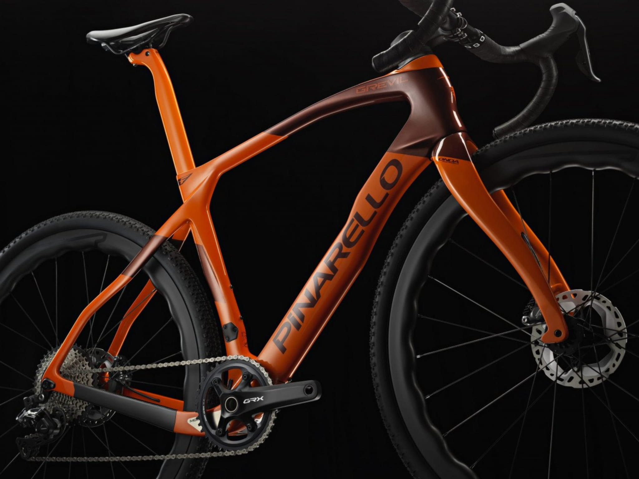 Rower gravelowy Pinarello Grevil F9, GRX825 Di2 Bike/RS